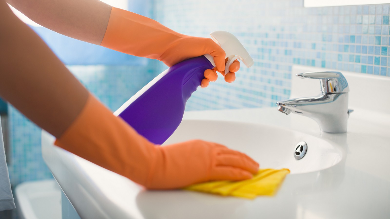 Bad putzen: Mit diesem Trick wird es sauber wie nie - PromiPlanet